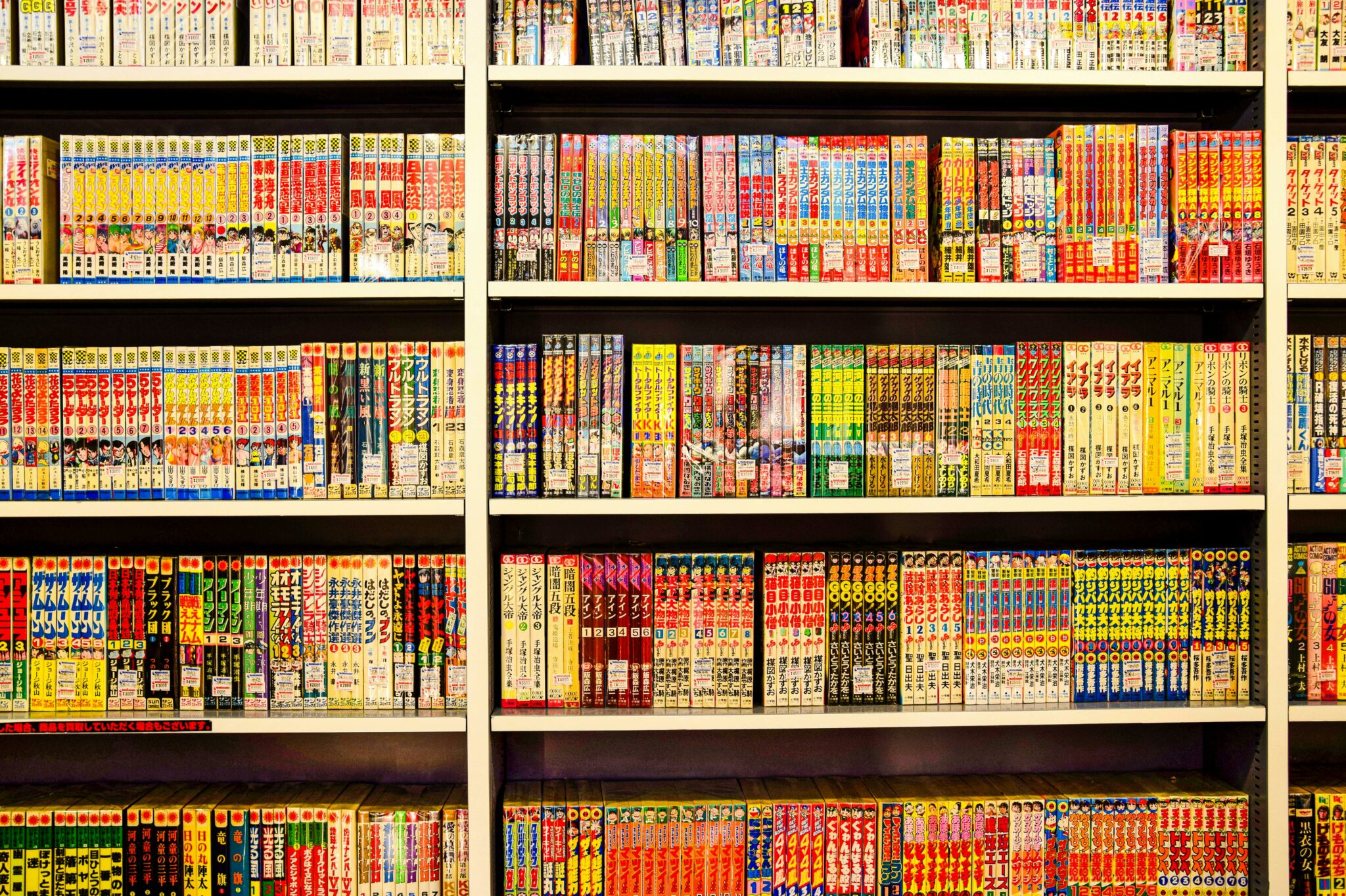Devenir mangaka : fiche métier, salaire et débouchés